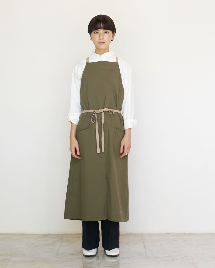 RASHIKI エプロンドレス | ユニフォーム総合メーカーのサーヴォ公式通販「スタイルイスト」