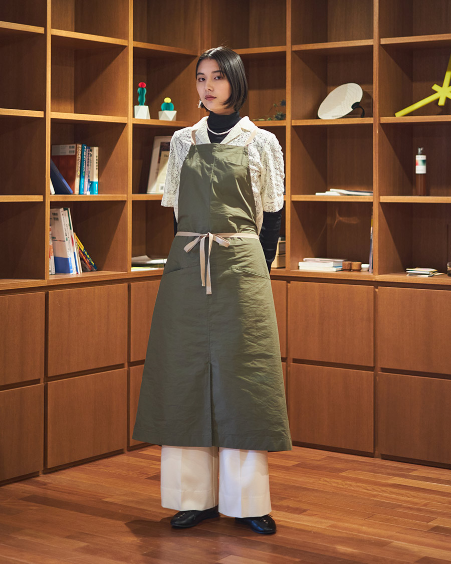 RASHIKI エプロンドレス | ユニフォーム総合メーカーのサーヴォ公式通販「スタイルイスト」