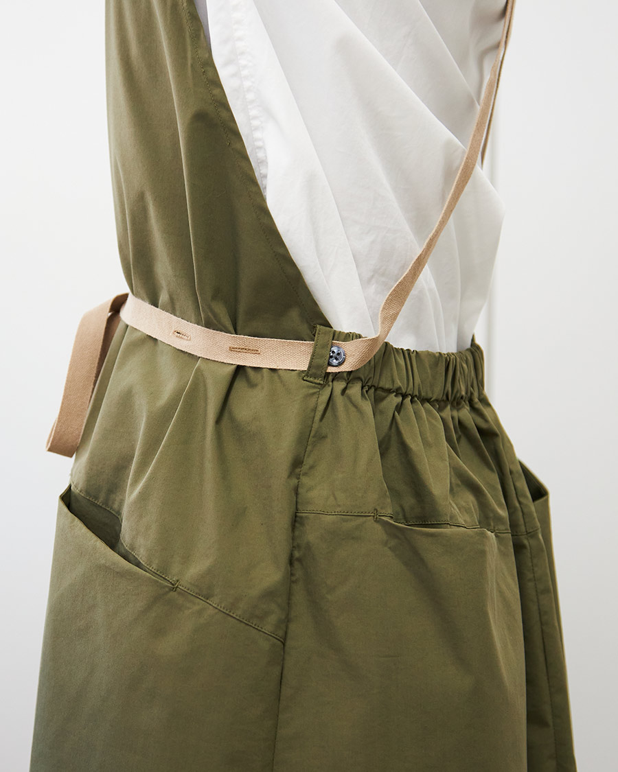 RASHIKI エプロンドレス | ユニフォーム総合メーカーのサーヴォ公式通販「スタイルイスト」