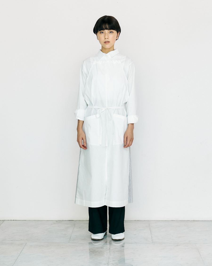 RASHIKI ストライプ柄エプロンドレス | ユニフォーム総合メーカーのサーヴォ公式通販サイト「スタイルイスト」